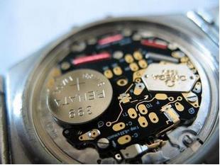 When to replace the quartz watch battery – megalith watch